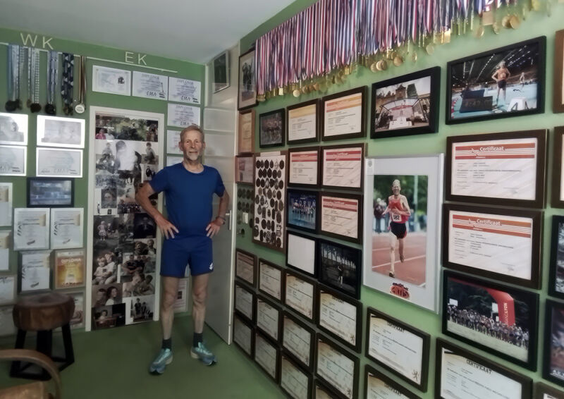 Van kwekerij tot wereldrecords: Cees Stolwijk (75) loopt iedereen eruit ...